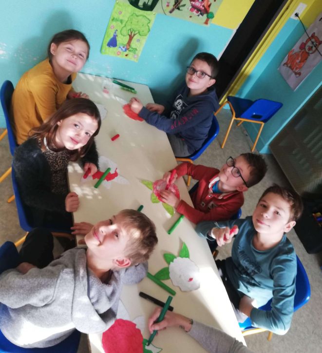 Les écoles, le collège, la cantine, la garderie - Mairie Iwuy